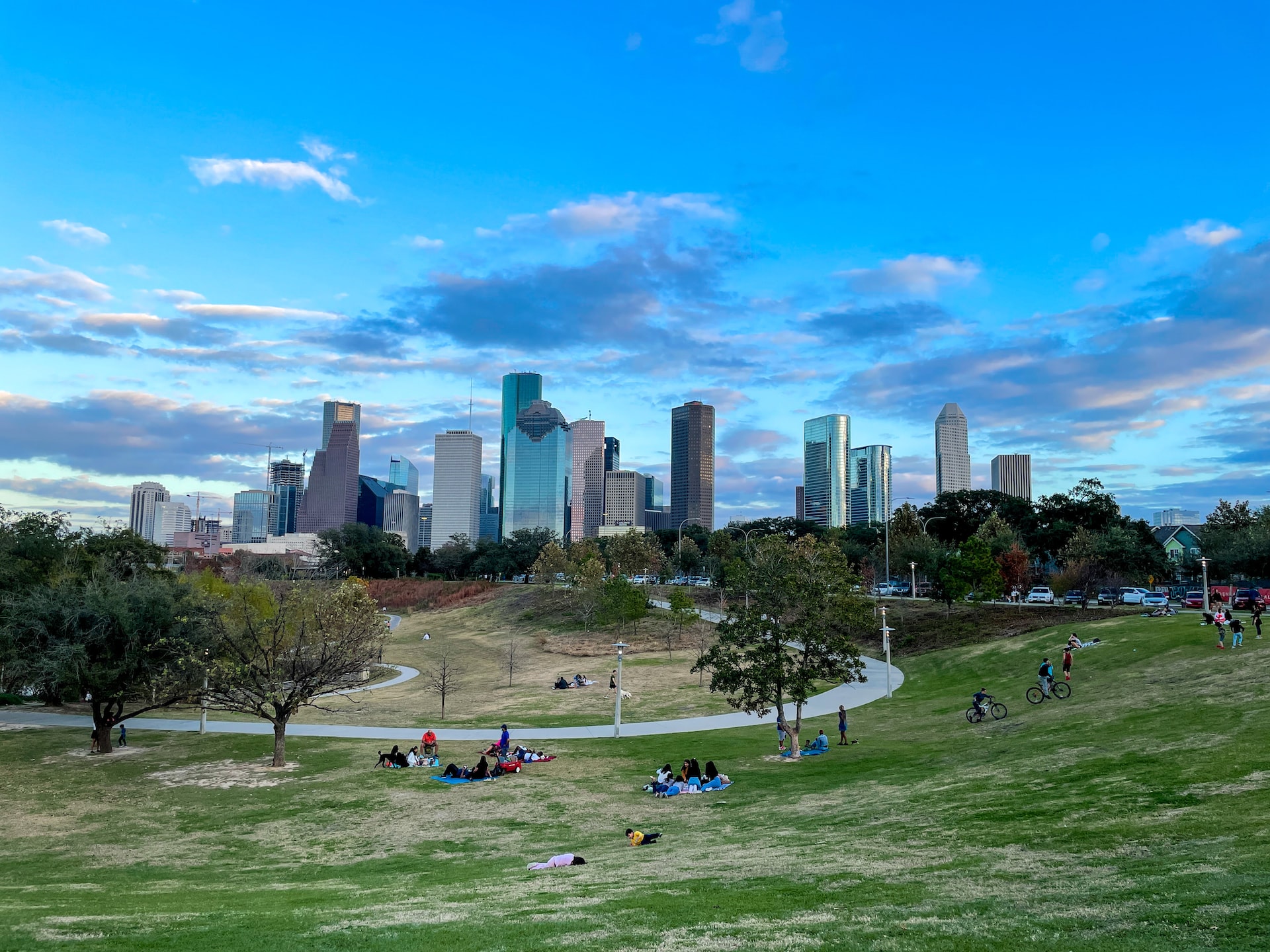 10 easy, fun ways to make new friends in Houston - Deeper Conversations
