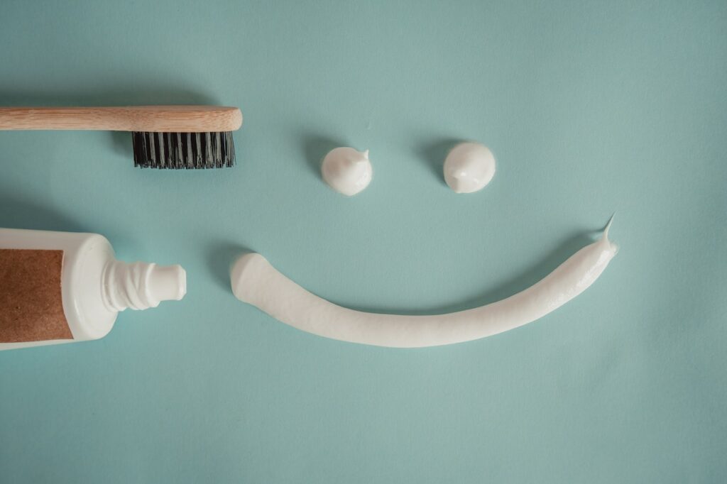 How to deal with awkward smiling when socially anxious - Deeper ...